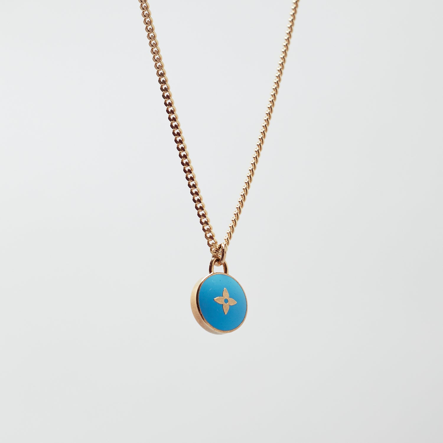 Louis vuitton pink and blue necklace store